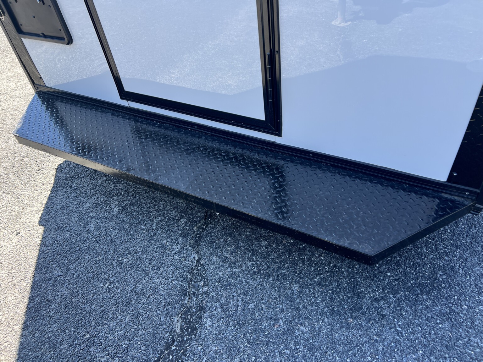 SDG 7x12 Fiber Splicing Trailer | Turnkey Mobile Lab w/ Generator | GSA ...