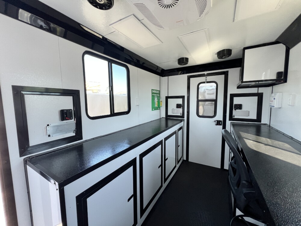 SDG 7x12 Fiber Splicing Trailer | Turnkey Mobile Lab w/ Generator | GSA ...